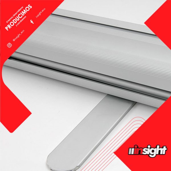 Roll up Pet Banner - Insight Ecuador